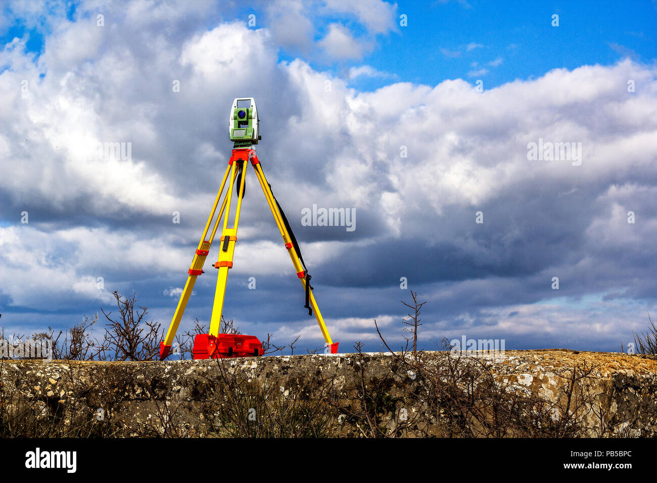 Survey Instrument geodetic device, Total Station Stock Photo - Alamy