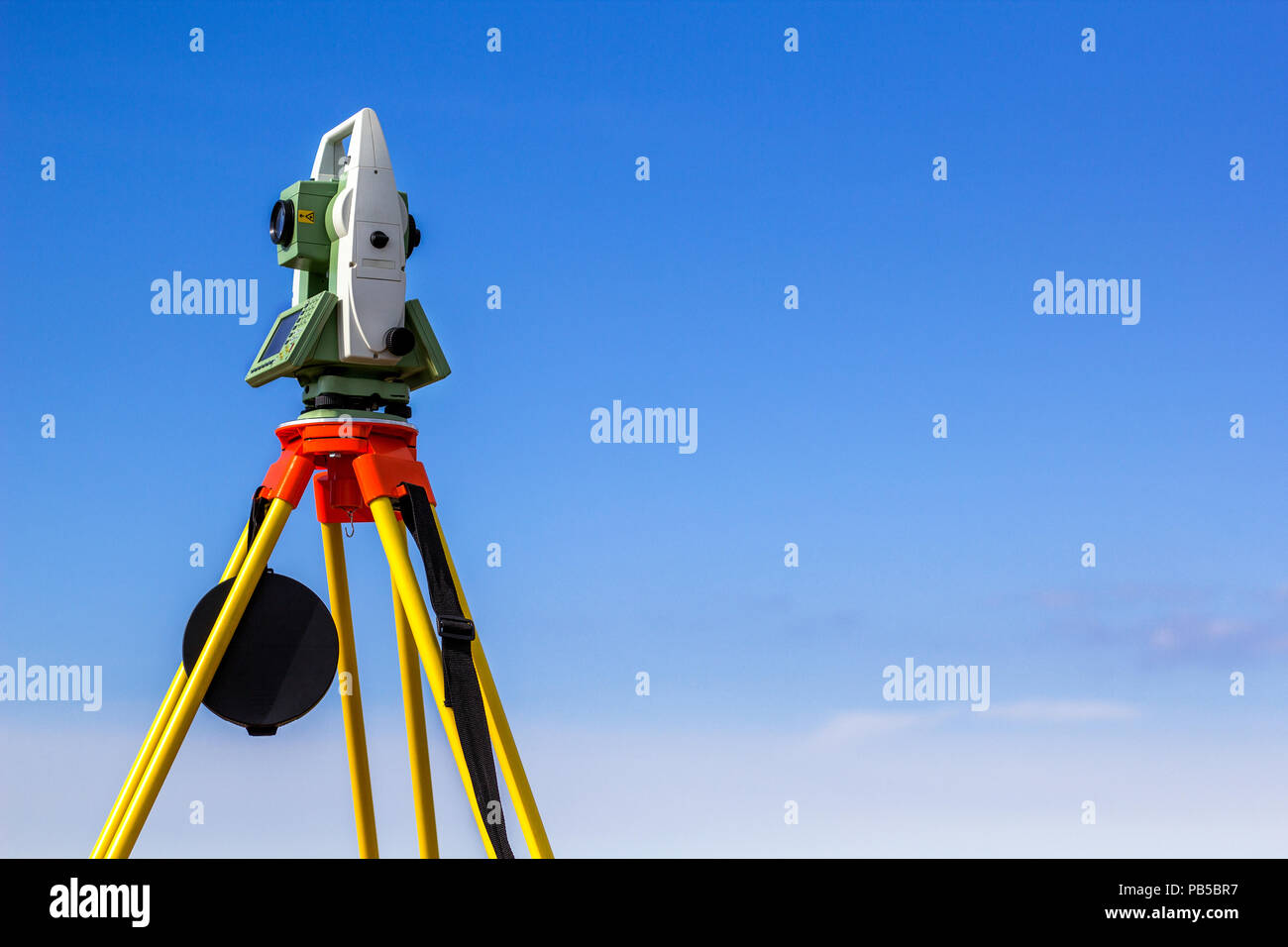 Survey Instrument geodetic device, Total Station Stock Photo - Alamy