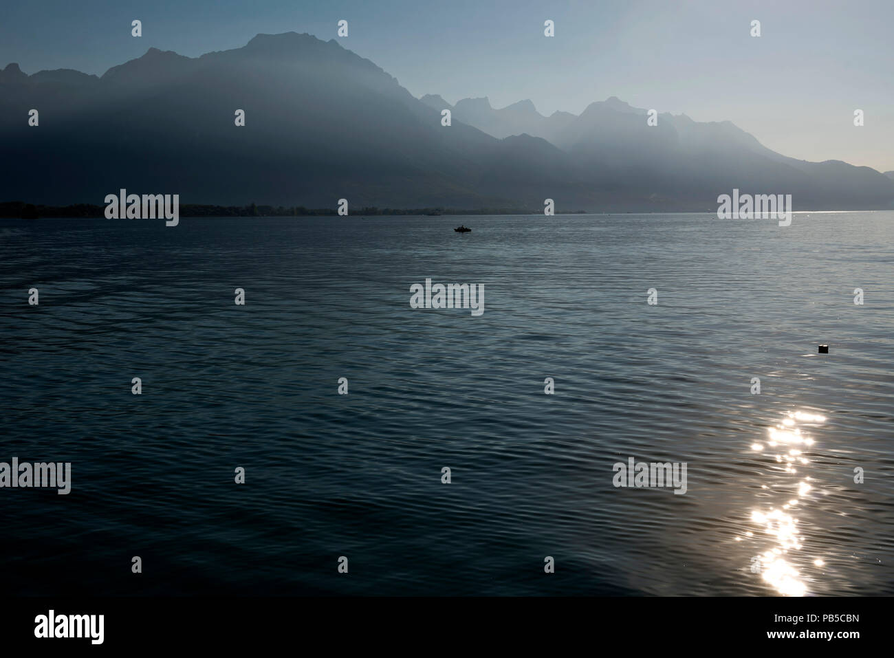 Switzerland, Vaud, Lac Léman, sunset *** Local Caption *** Switzerland ...
