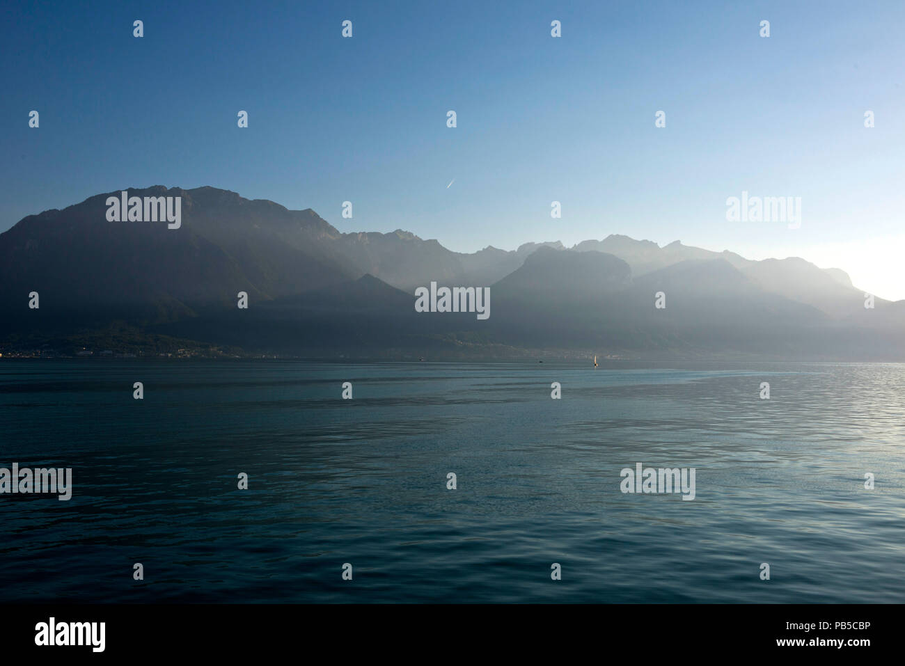 Switzerland, Vaud, Lac Léman, sunset *** Local Caption *** Switzerland ...