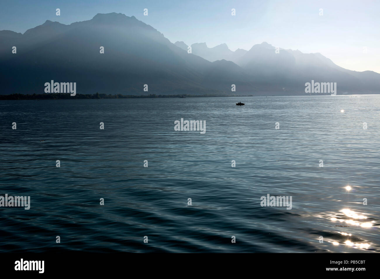 Switzerland, Vaud, Lac Léman, sunset *** Local Caption *** Switzerland ...