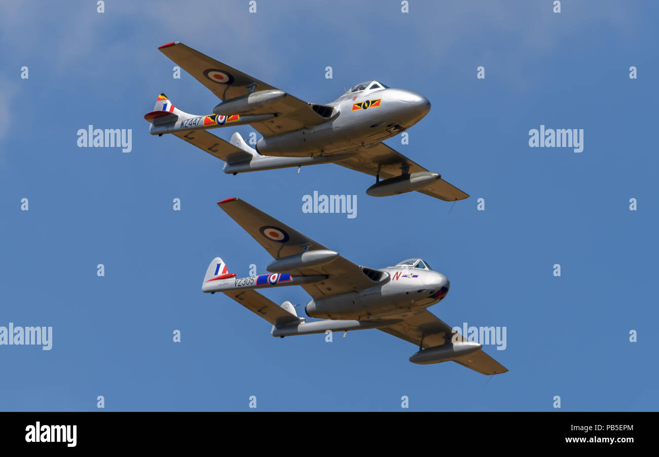 Silver meteor hi-res stock photography and images - Alamy