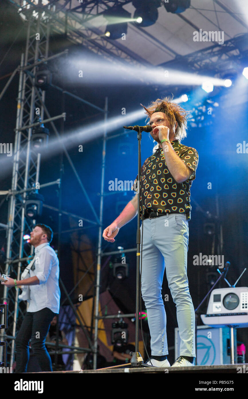 Liam rory clewlow enter shikari hi-res stock photography and images - Alamy