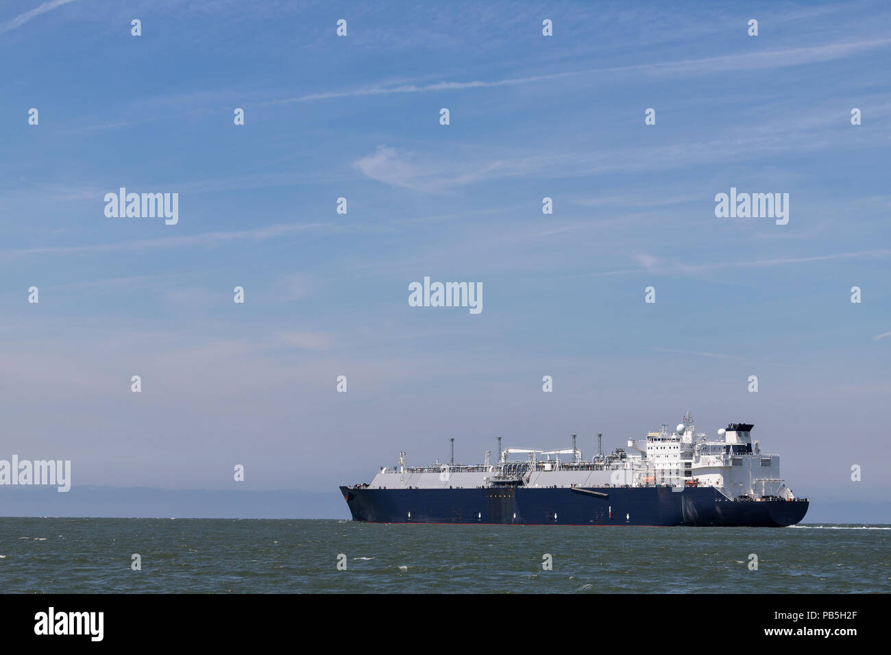 Lng Tanker Carrier Ship High Resolution Stock Photography and Images - Alamy