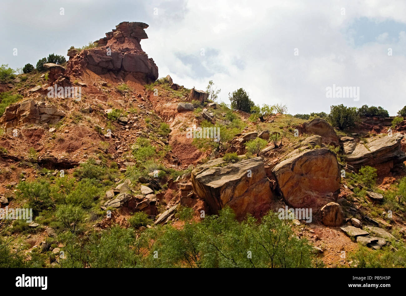 Palo Duro Canyon Falling Rocks on the Trail Stock Photo - Alamy