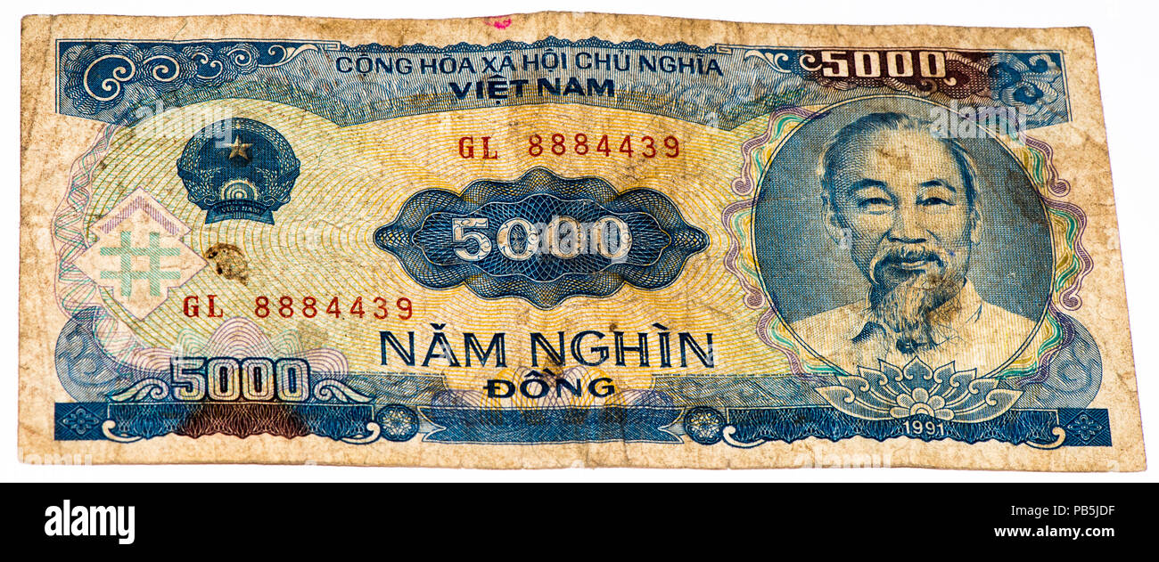 VELIKIE LUKI, RUSSIA - JULY 30, 2015: 5000 dong bank note of Vietnam ...