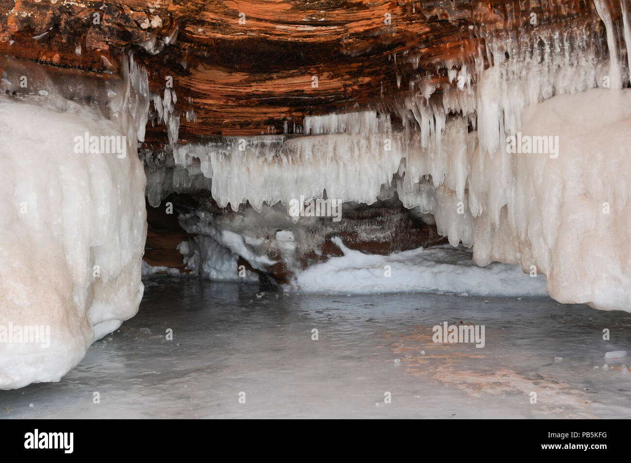 Wisconsin. Apostle Islands National Lakeshore. Sea caves Stock Photo ...