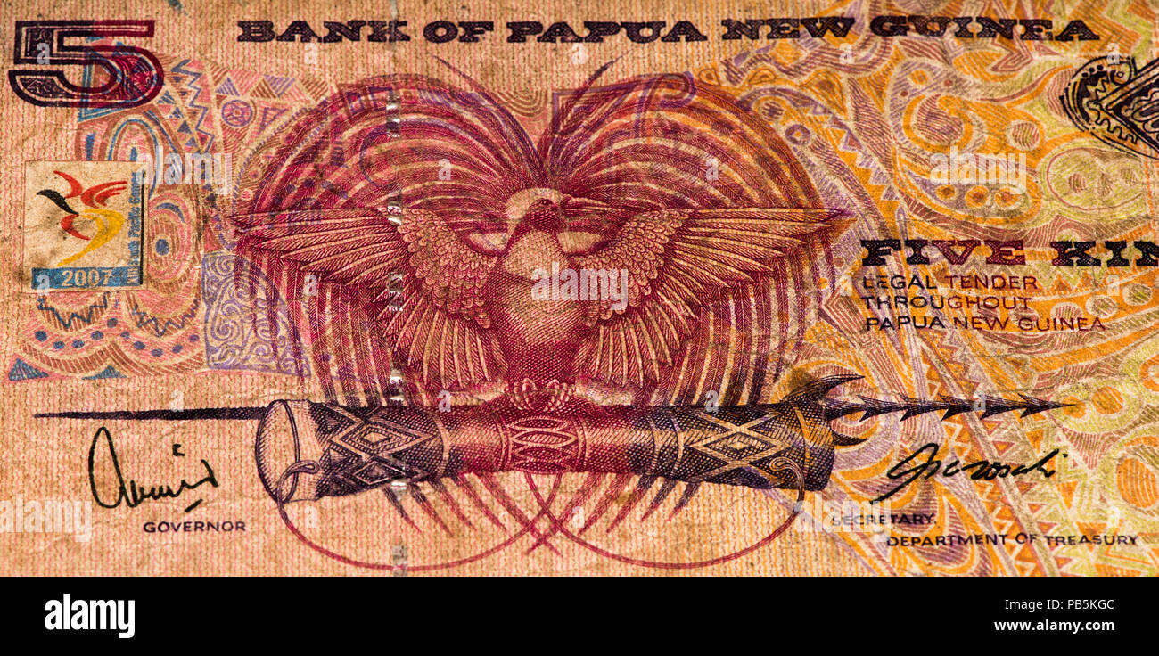 VELIKIE LUKI, RUSSIA - JULY 30, 2015: 5 Papua New Guinean kina bank ...