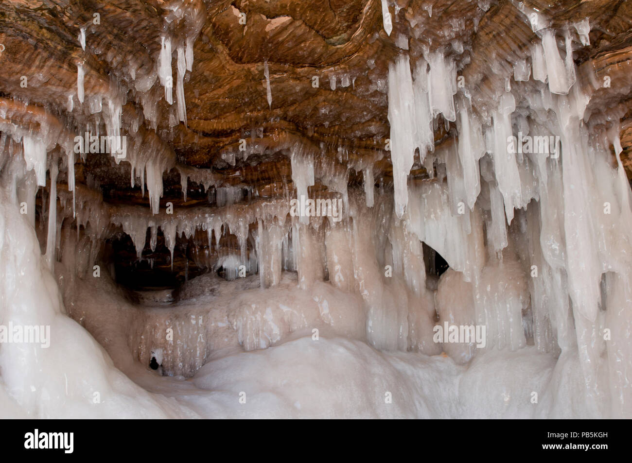 Wisconsin. Apostle Islands National Lakeshore. Sea caves Stock Photo ...