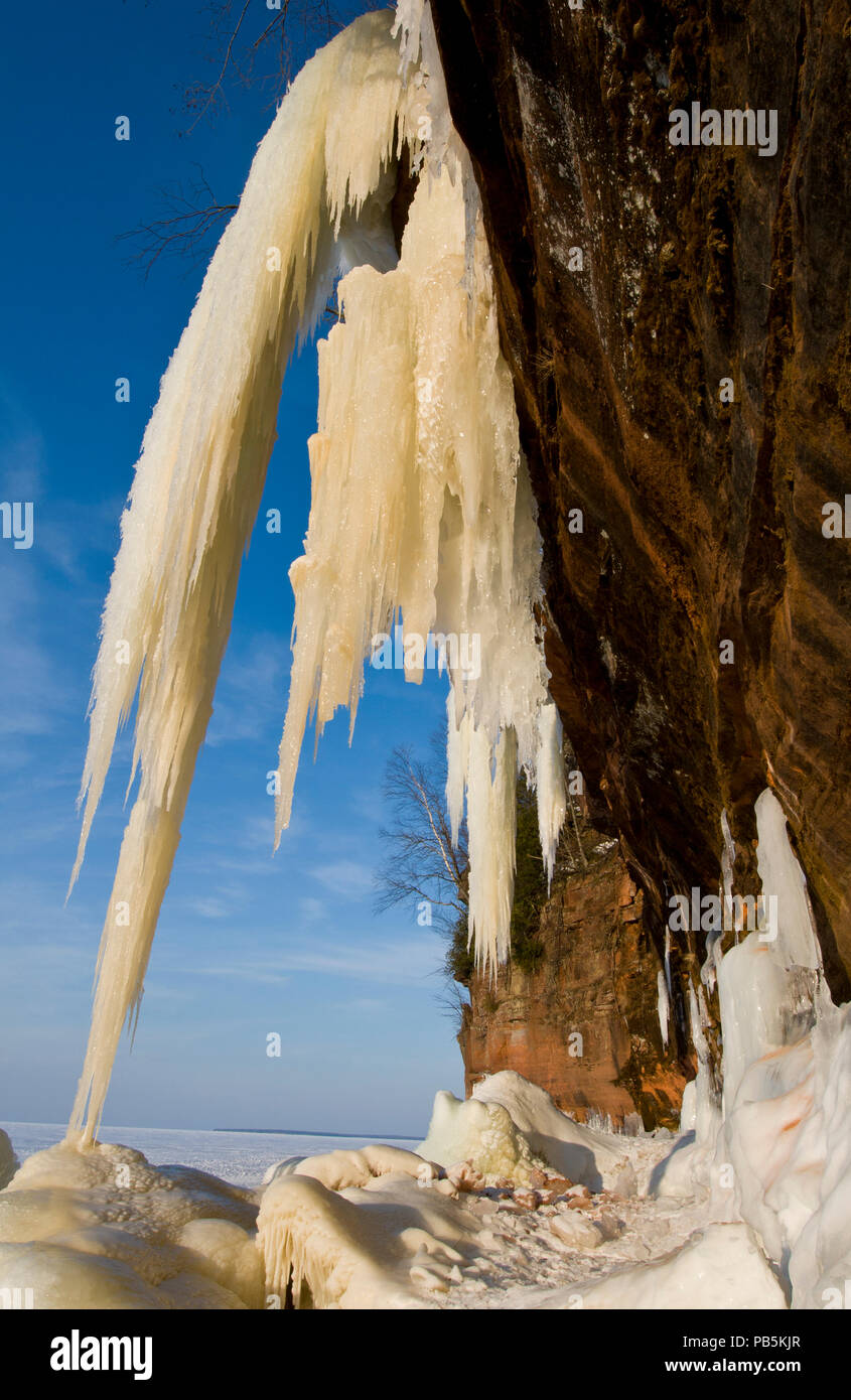 Wisconsin. Apostle Islands National Lakeshore. Sea caves Stock Photo ...