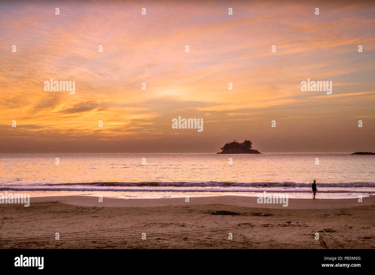 Sunrise brazil beach hi-res stock photography and images - Alamy