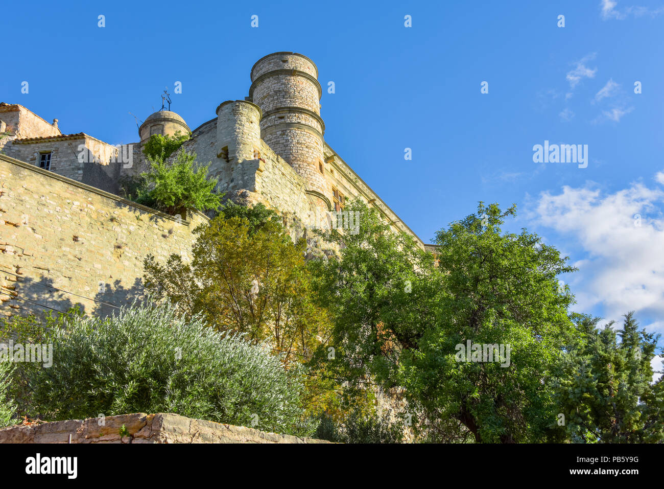 castle Château du Barroux, Le Barroux, Provence, France Stock Photo - Alamy