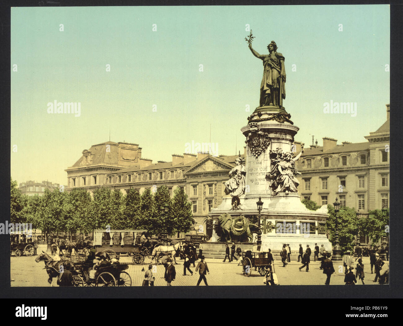 La république paris hi-res stock photography and images - Alamy