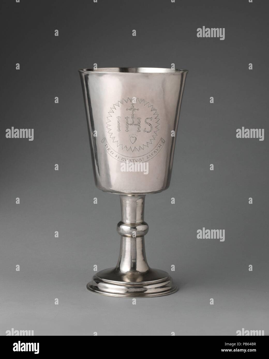 Communion vessels hi-res stock photography and images - Alamy