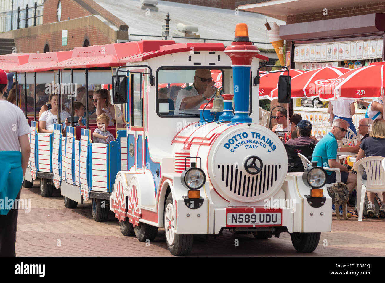Dotto trains hi-res stock photography and images - Alamy