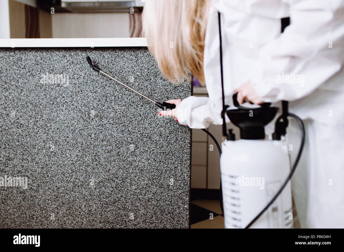 Exterminator hi-res stock photography and images - Alamy