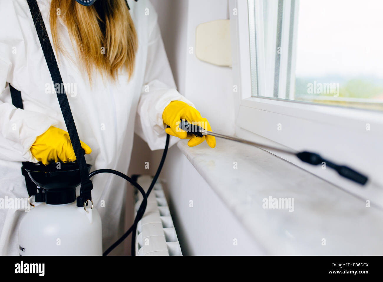 Exterminator hi-res stock photography and images - Alamy