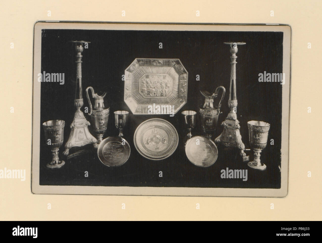 Communion plate hi-res stock photography and images - Alamy