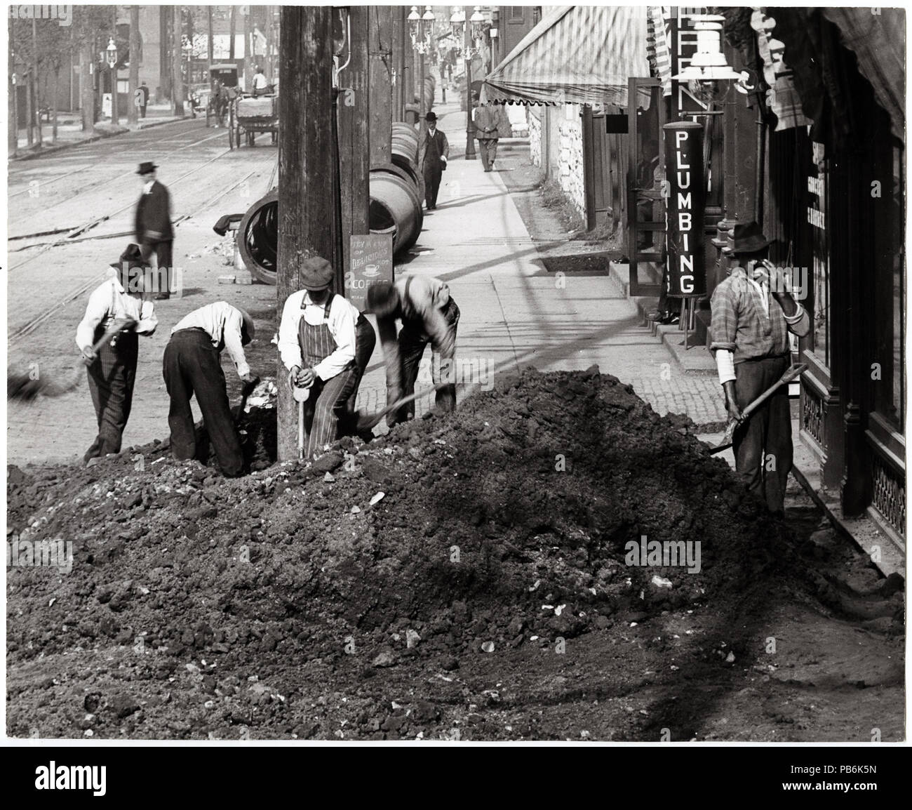 Backfilling hi-res stock photography and images - Alamy