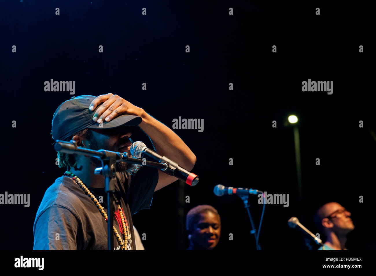 Leo stevenson hi-res stock photography and images - Alamy