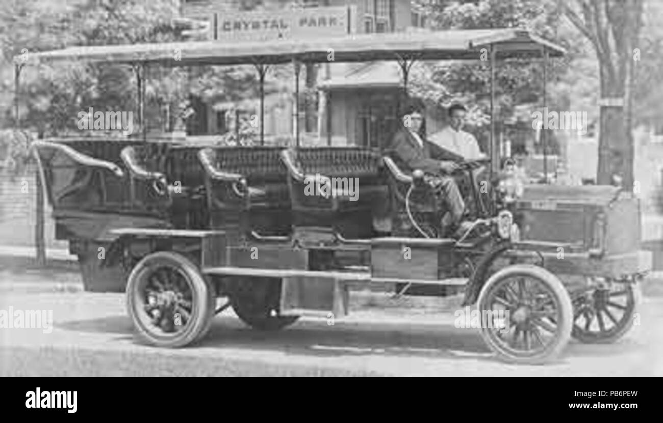 1152 Packard Jitney Bus MotorTruck Body Stock Photo - Alamy