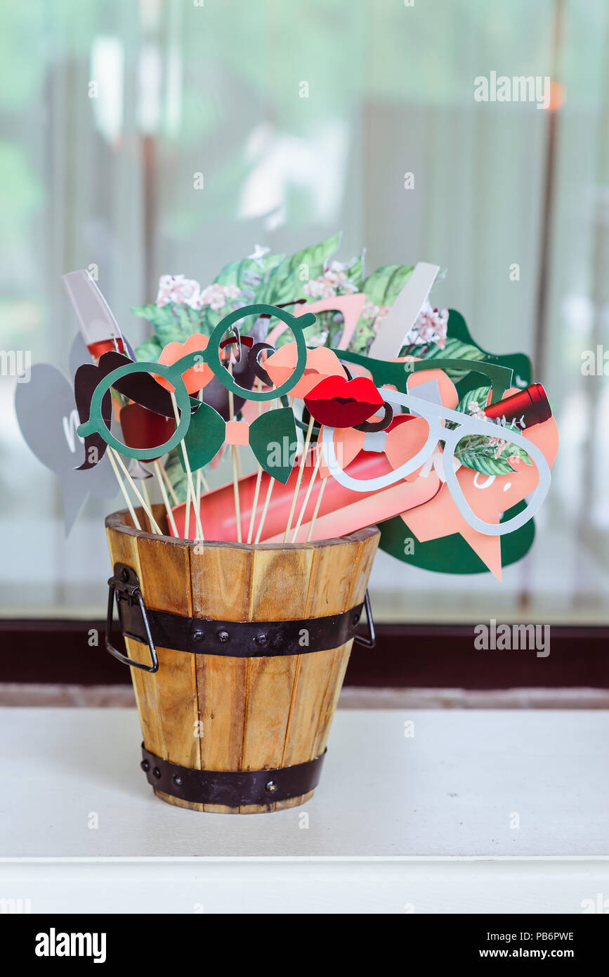 Interesting paper details for bright photos of guests during the ...