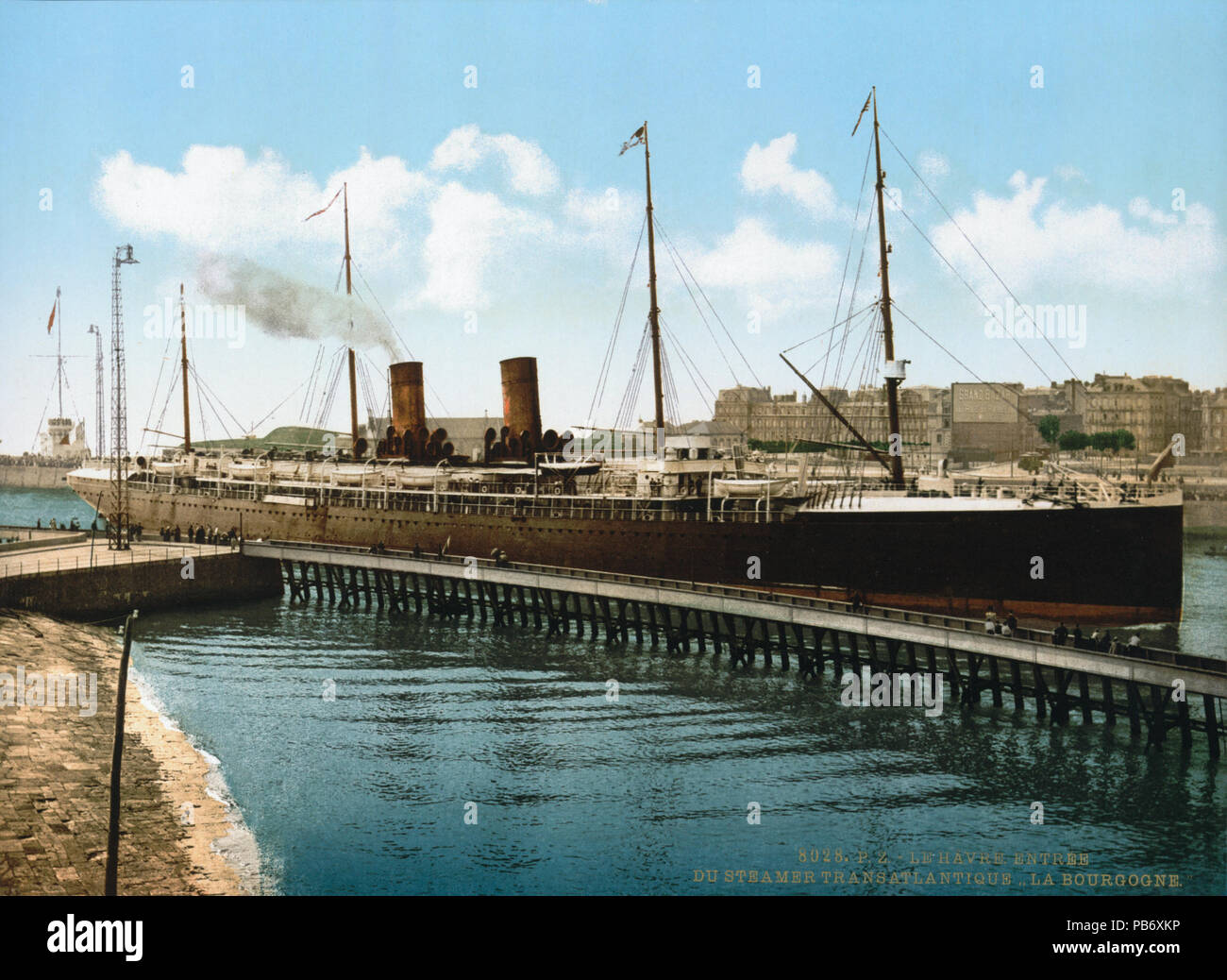 . English: The Transatlantic steamer La Bourgogne, entering the port of ...