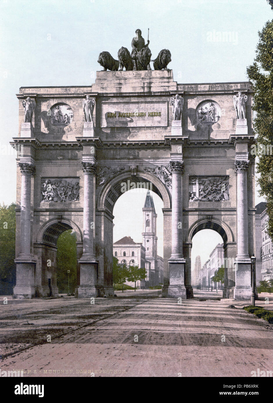 Germany munich siegestor victory arch hi-res stock photography and ...