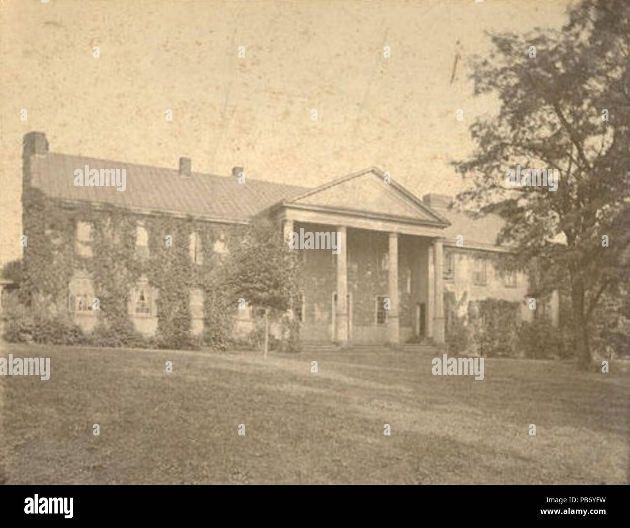 Mcmillan hall hi-res stock photography and images - Alamy