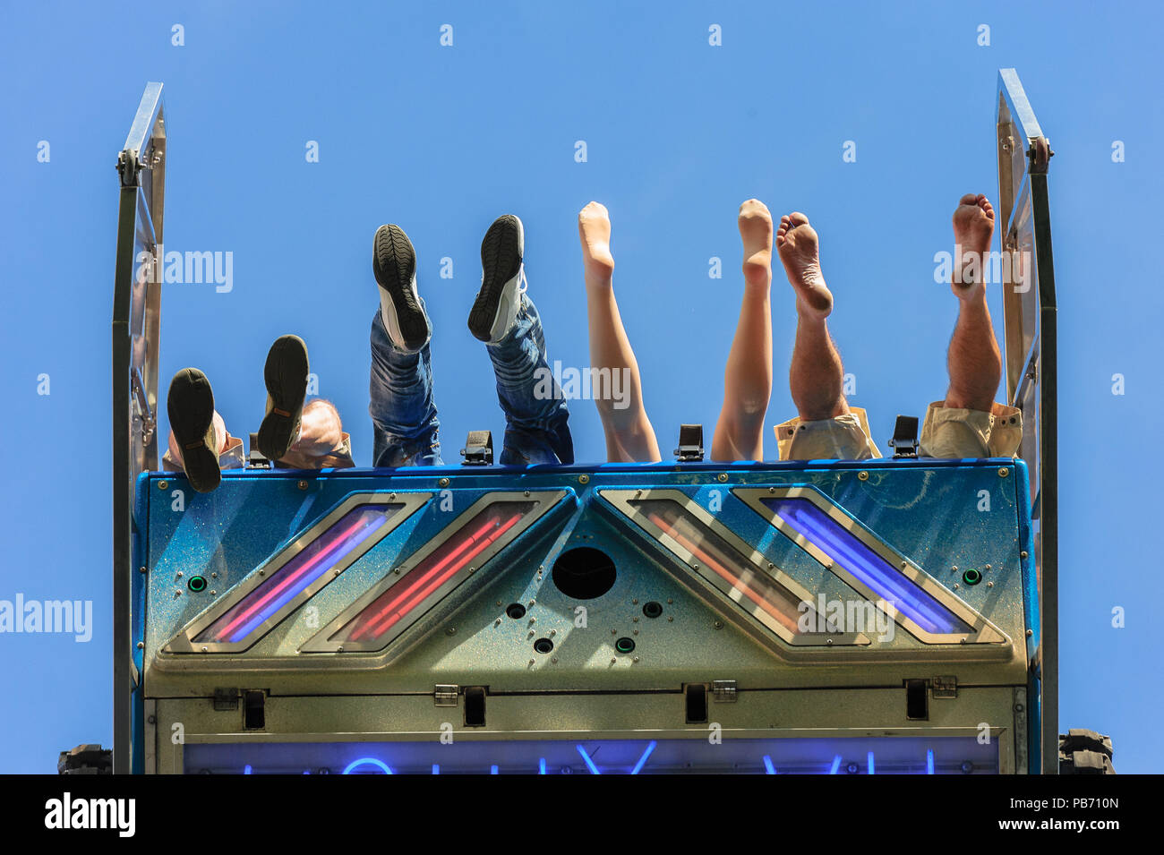 Giant Swing Ride Stock Photos & Giant Swing Ride Stock Images - Alamy