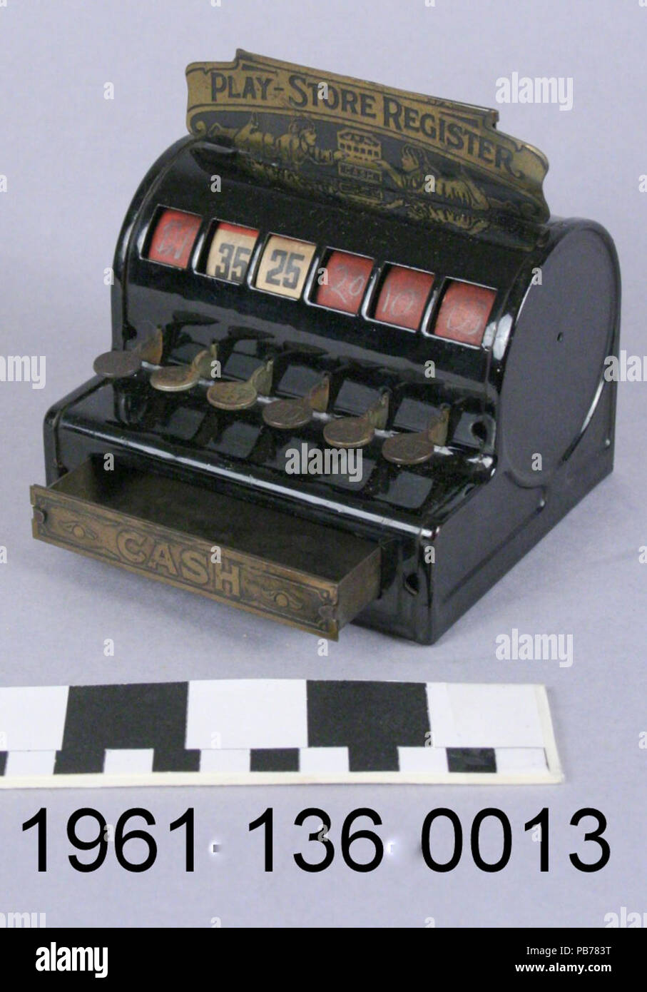 Toy cash register hi-res stock photography and images - Alamy