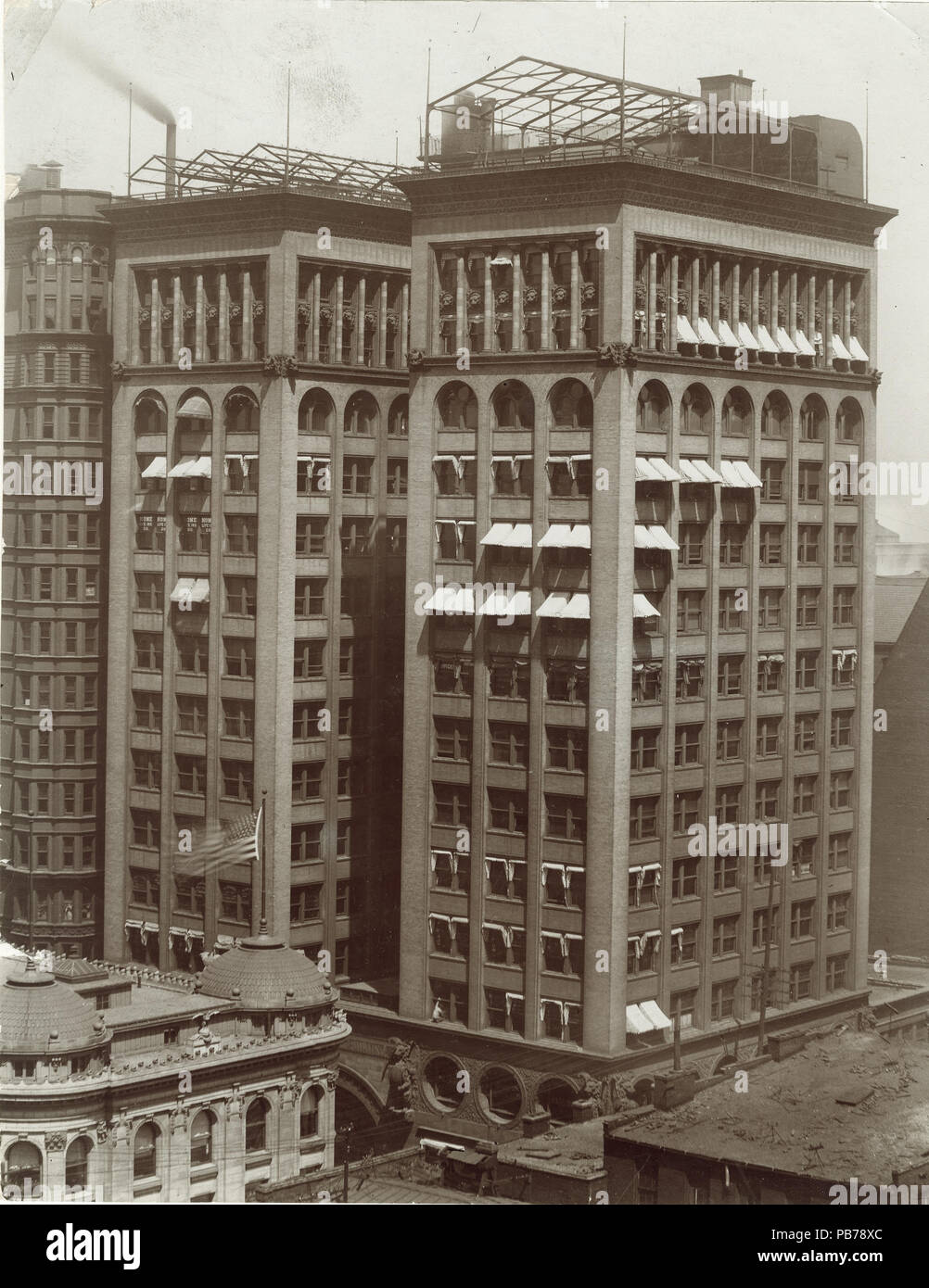 Missouri lincoln trust building hi-res stock photography and images - Alamy