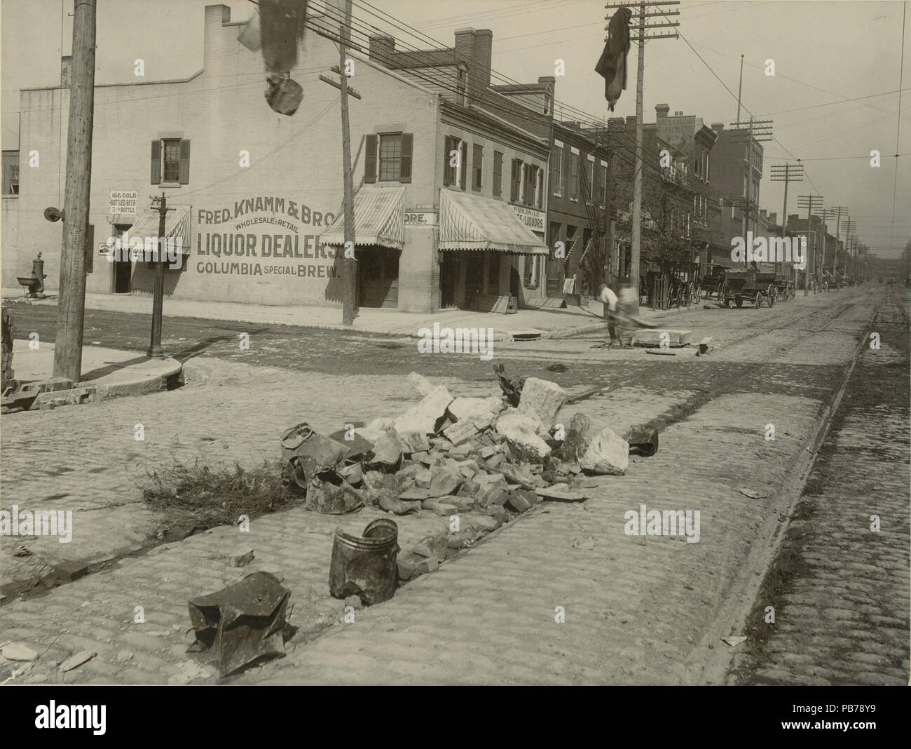 934 Looking east in Cass Avenue at Thirteenth Street. Rubble on street ...