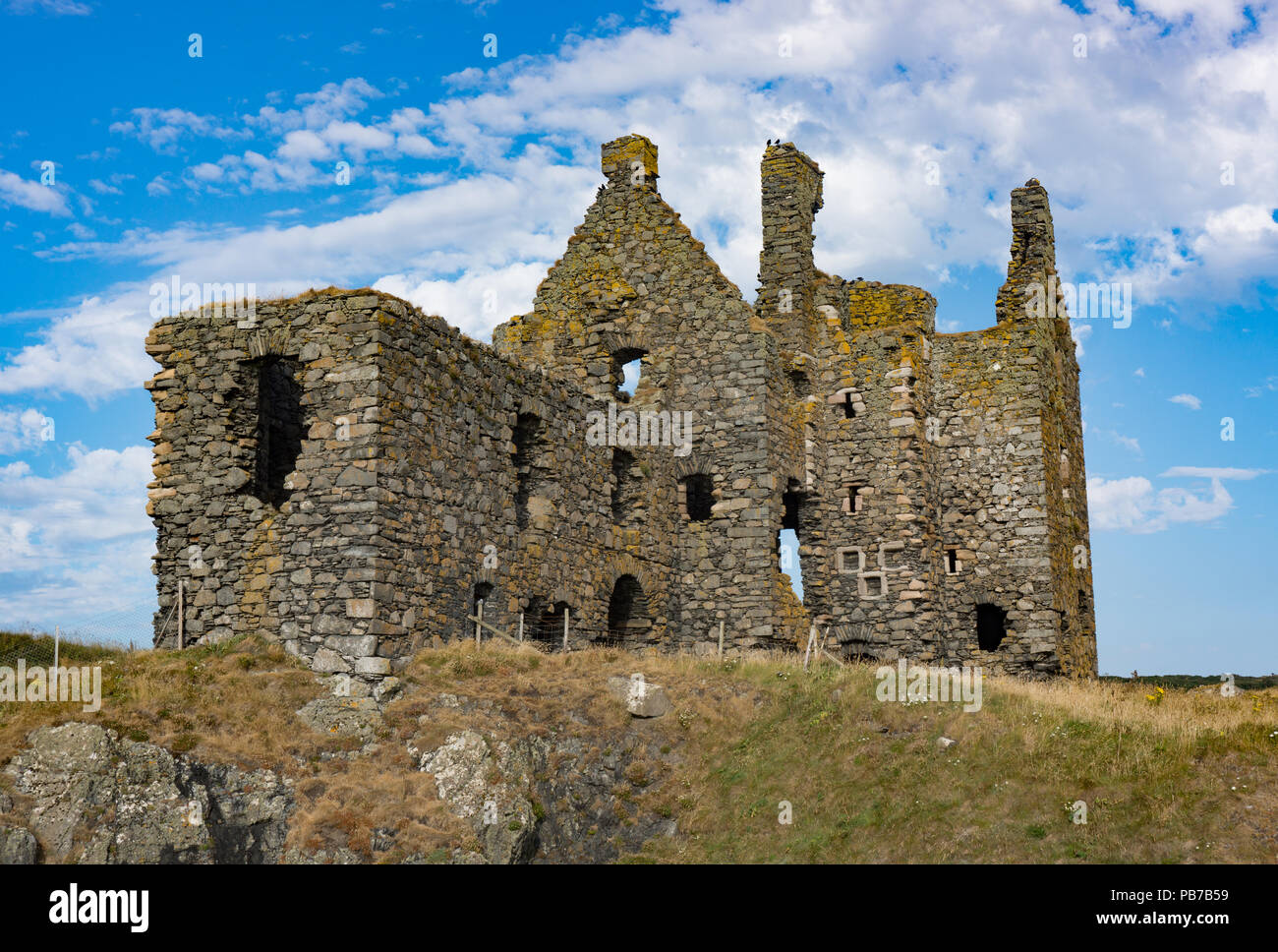 Dunskey Castle Port Patrick. Scotland Stock Photo - Alamy