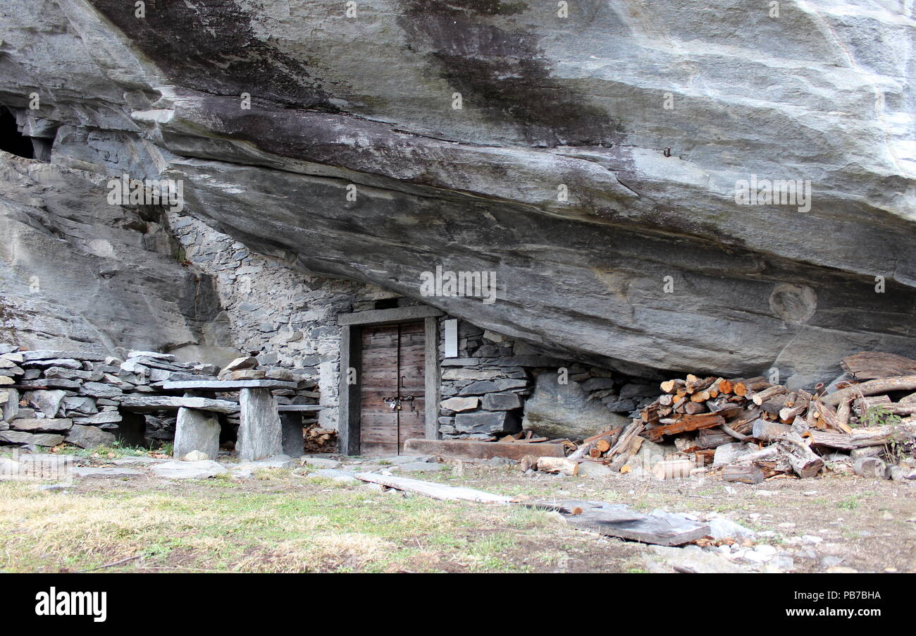 Medieval stone architecture Stock Photo - Alamy