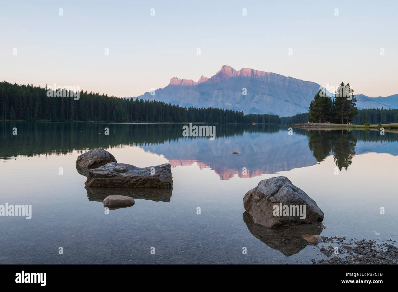 Mount Rundle at sunrise from Two Jack Lake, Banff National Park ...
