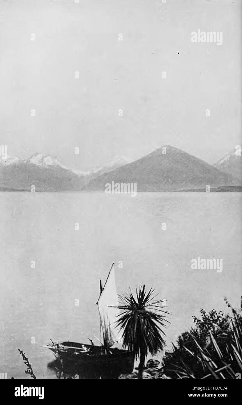 New zealand iconic landmark Black and White Stock Photos & Images - Alamy