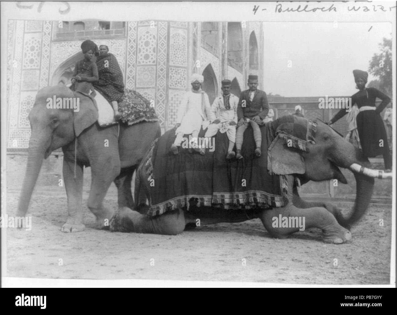 Public transportation systems Black and White Stock Photos & Images - Alamy