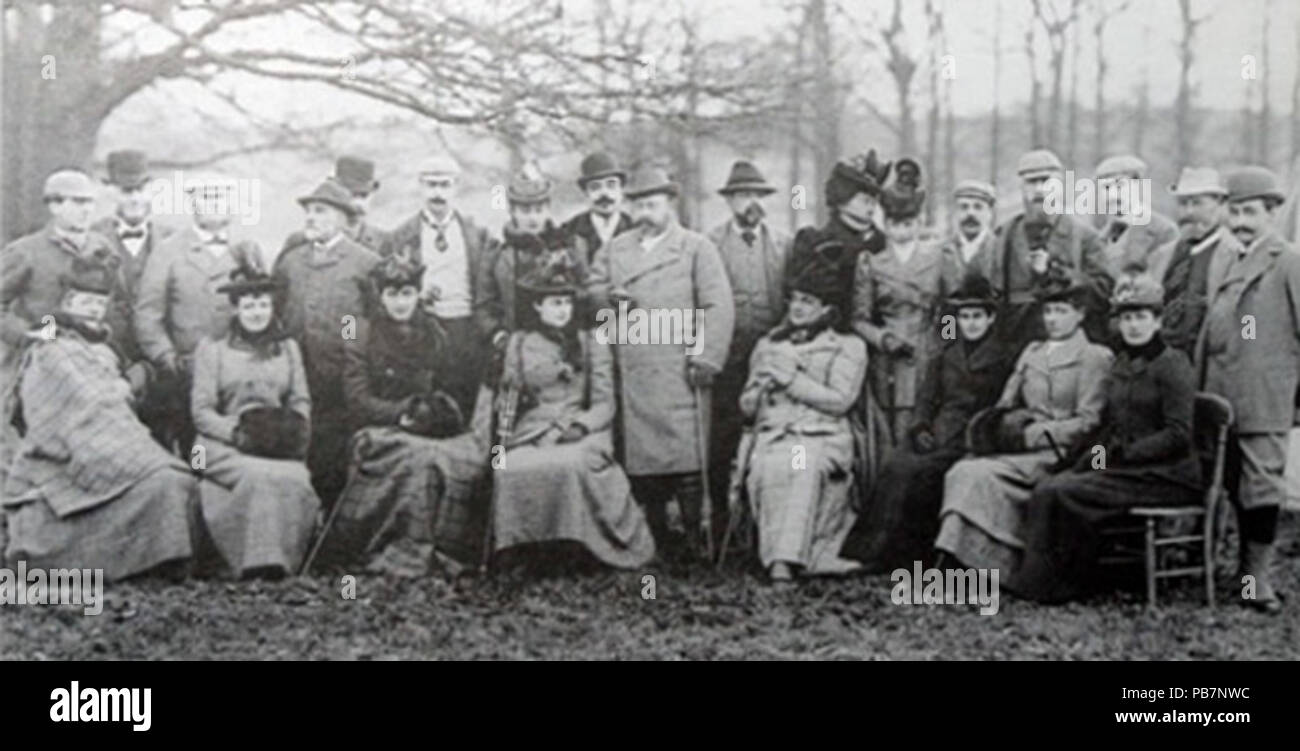 Shooting party hi-res stock photography and images - Alamy