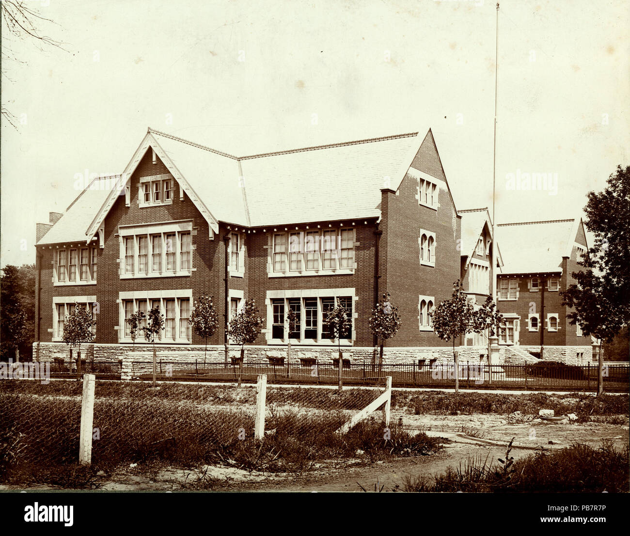 Emerson school hi-res stock photography and images - Alamy