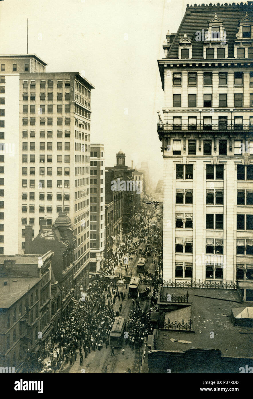 1800s street view hi-res stock photography and images - Alamy