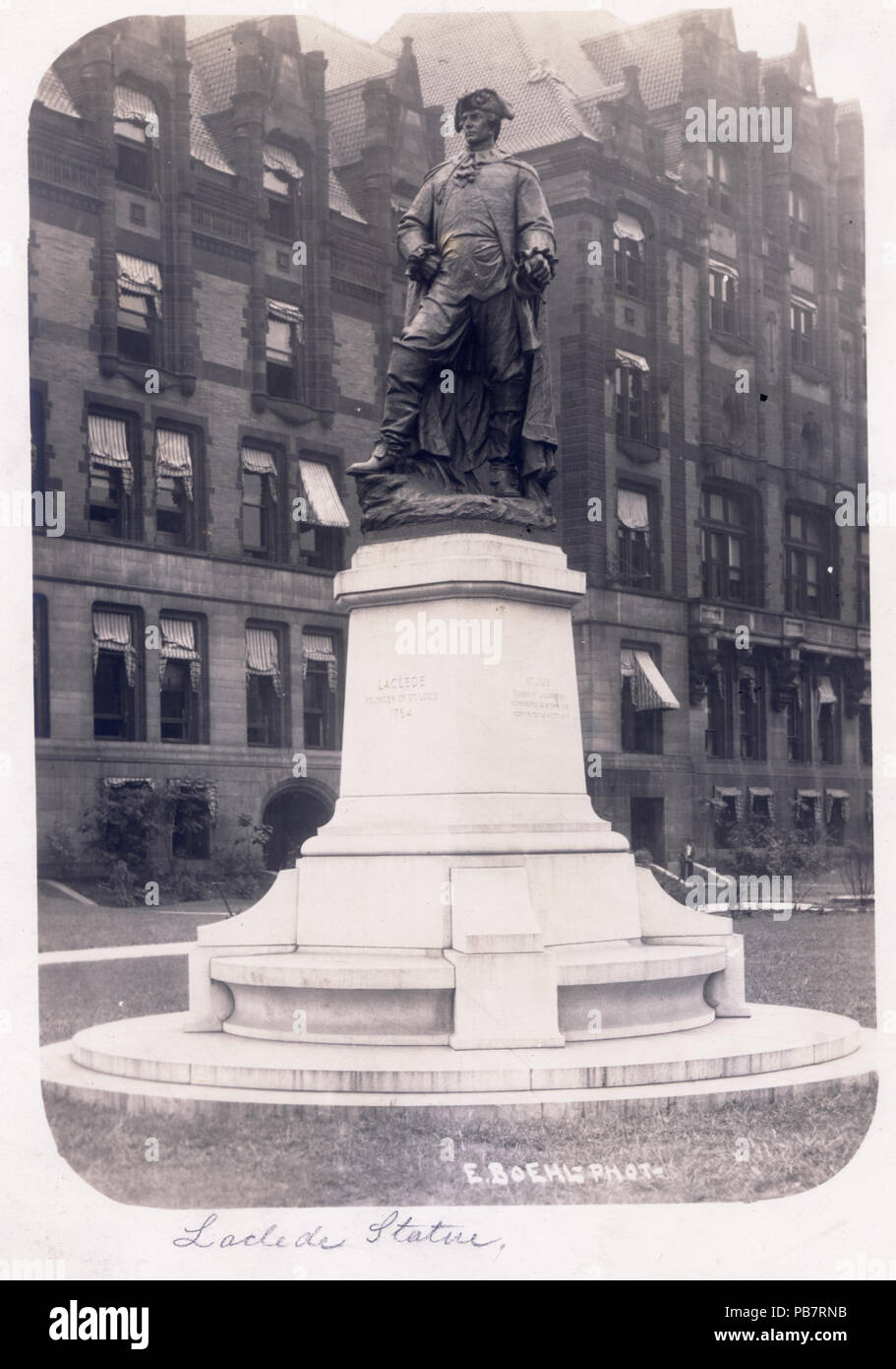 1571 Statue of Pierre Laclede. City Hall Square Stock Photo - Alamy