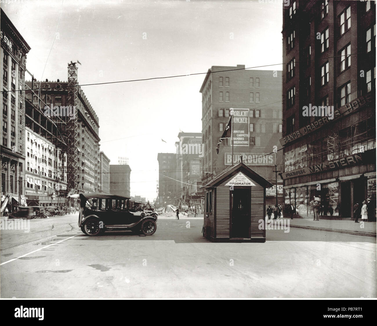 Historical street furniture hi-res stock photography and images - Alamy