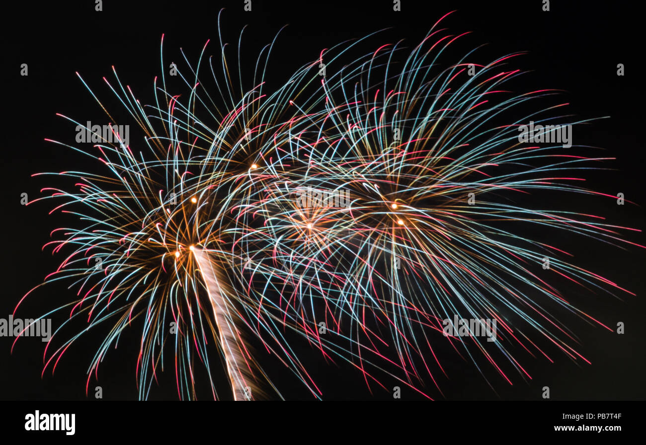 Fireworks display at night hi-res stock photography and images - Alamy