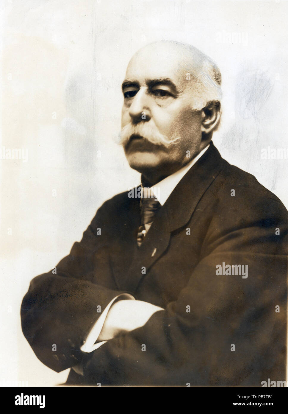 Halsey hi-res stock photography and images - Alamy