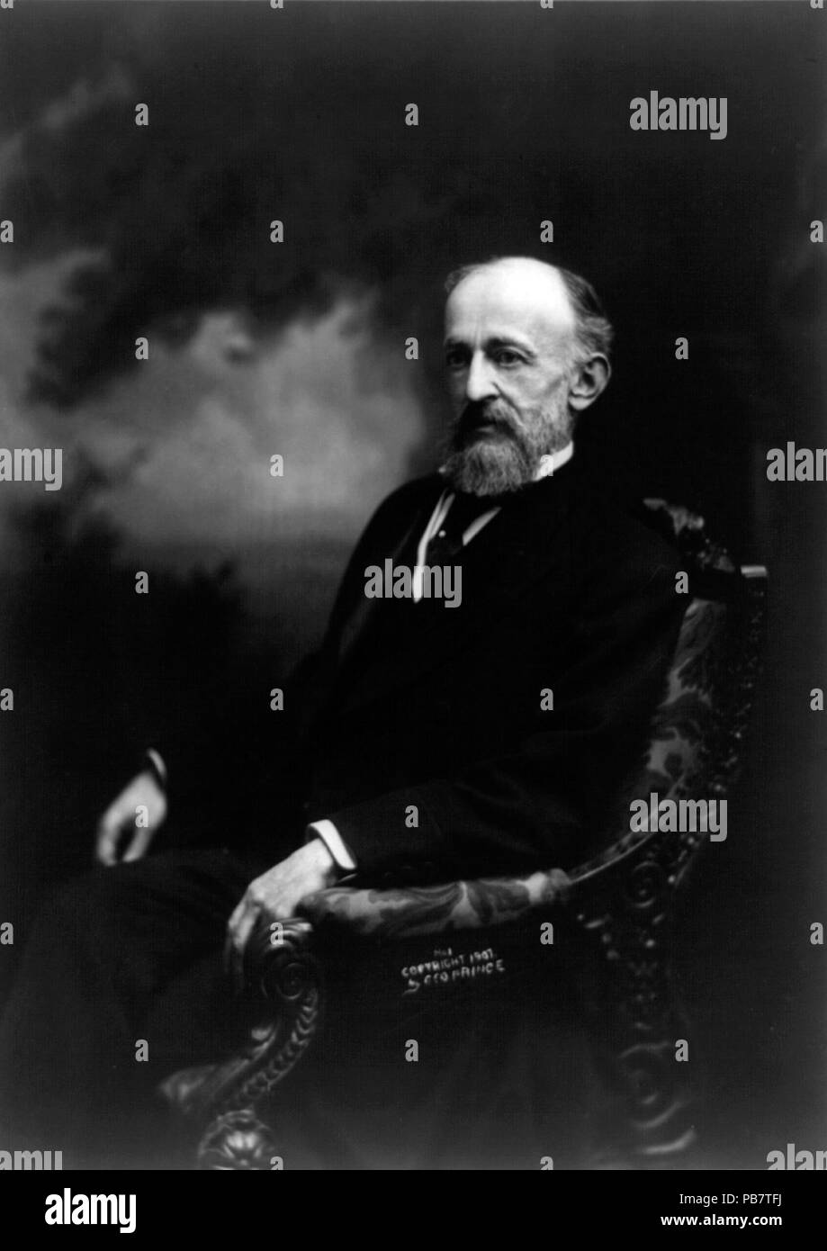 Straus family hi-res stock photography and images - Alamy