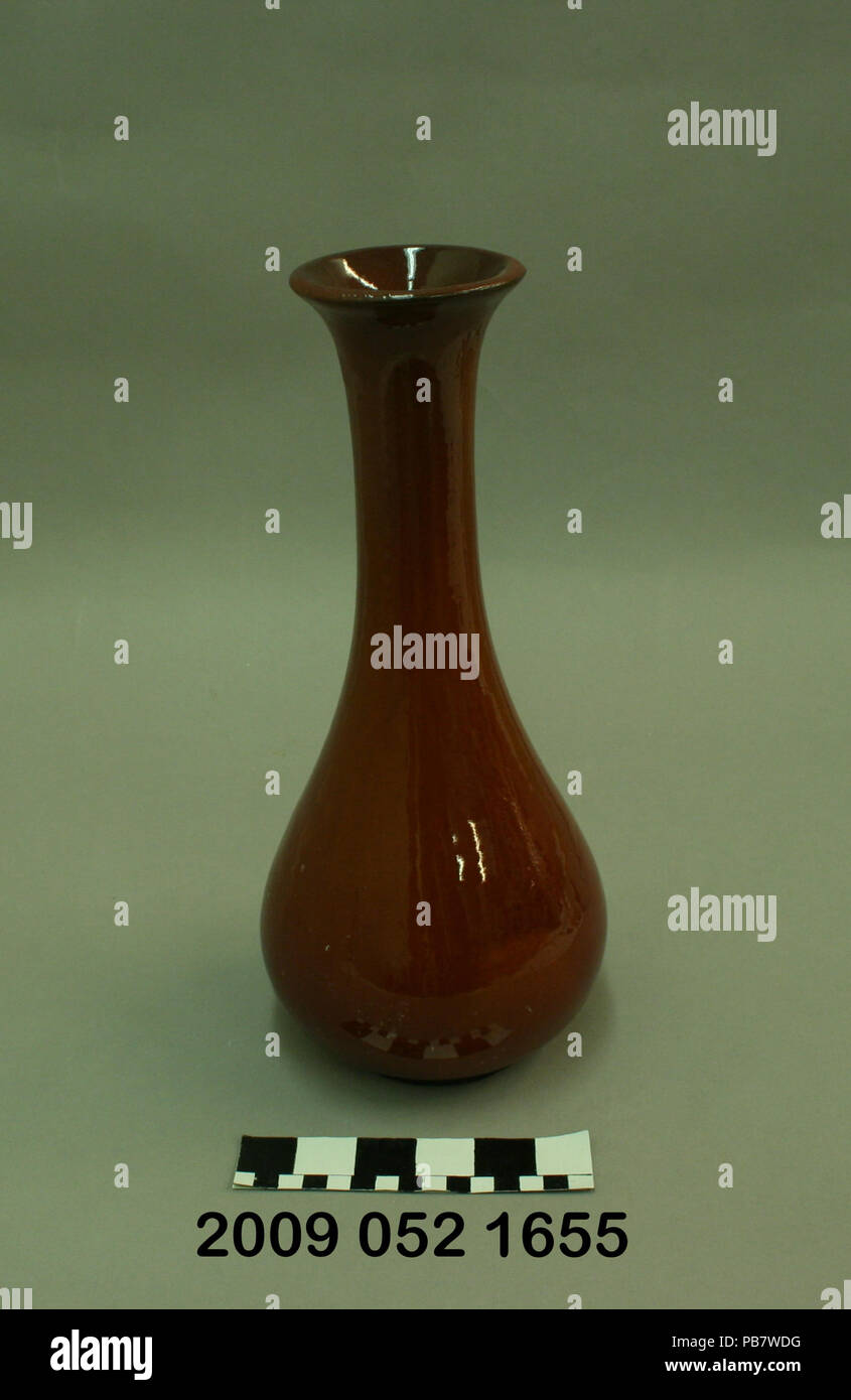 886 Large Brown Ceramic Weller Vase from the 1904 World’s Fair Stock ...