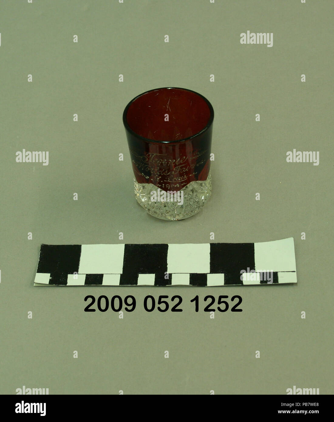 Ruby stained shot glass hi-res stock photography and images - Alamy