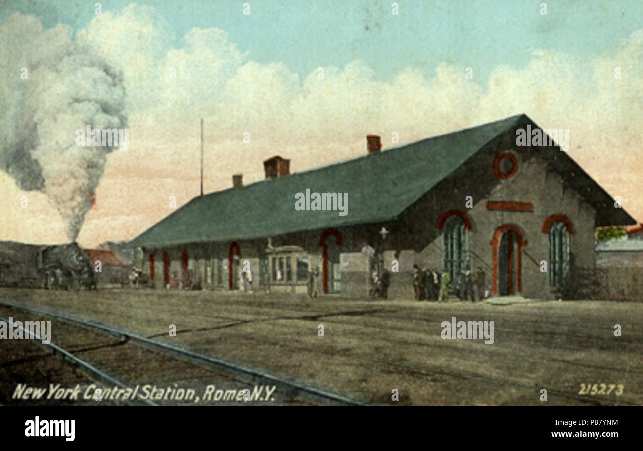 York old railway station hi-res stock photography and images - Alamy