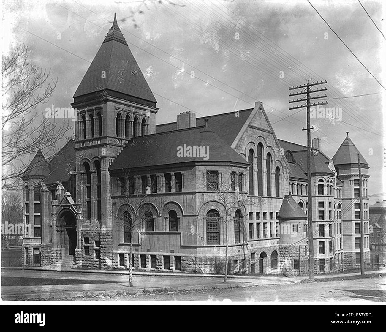 Mcgill library hi-res stock photography and images - Alamy